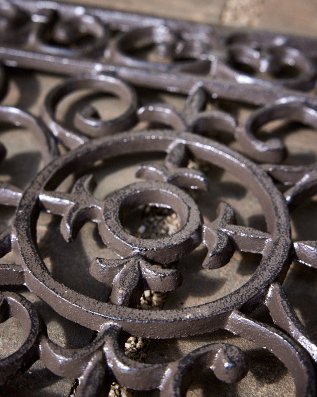 Cast Iron Scrolled Ornate Doormat – Dibor