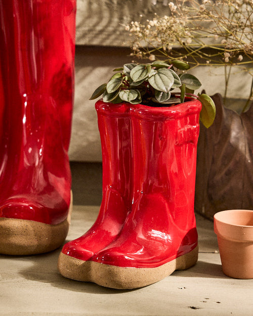 red boot planter