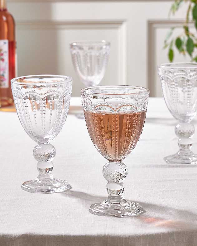 Wine Glasses - Heighten your drinking experience | Dibor