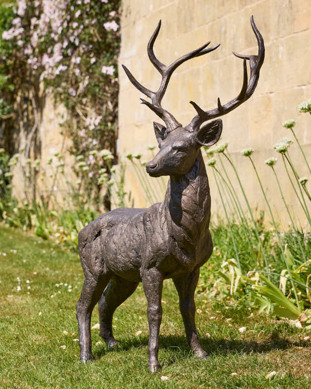 Majestic Giant Standing Stag Decoration – Dibor