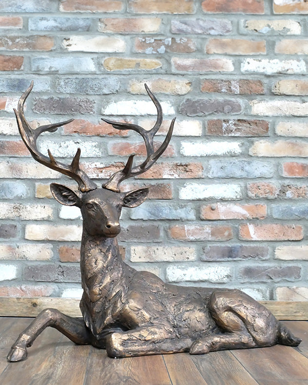 Majestic Giant Laying Stag Decoration – Dibor