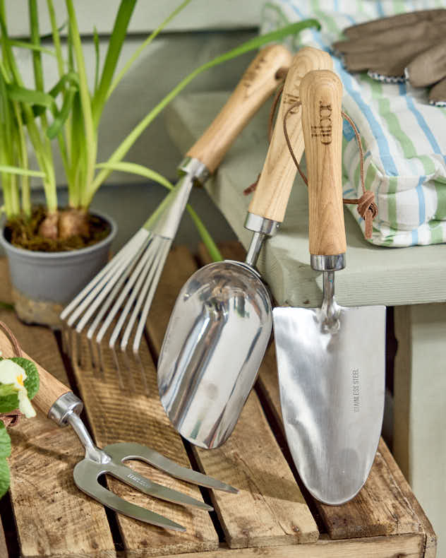 Wooden Handled Garden Tools – Dibor