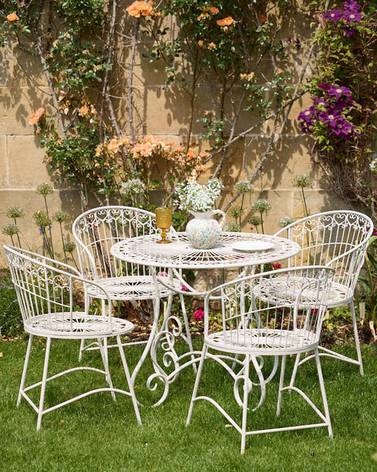Alfresco Dining with Recycled Iron Bistro Sets | Dibor Bistro Sets